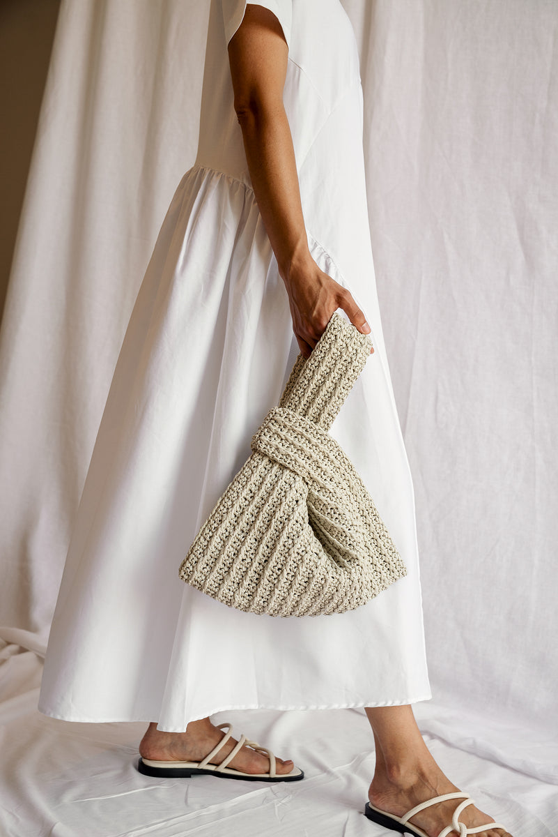 Raffia Knot Bag in Black, Crochet Raffia Handbag, Summer Wrist Bag ...